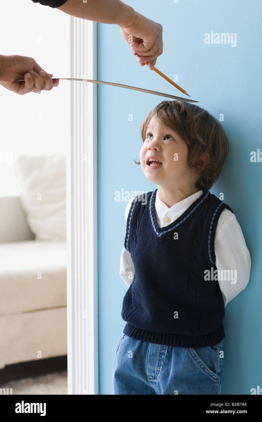 Child measured wall hi-res stock photography and images - Alamy