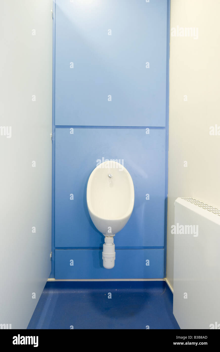 Office in the toilet High Resolution Stock Photography and Images - Alamy