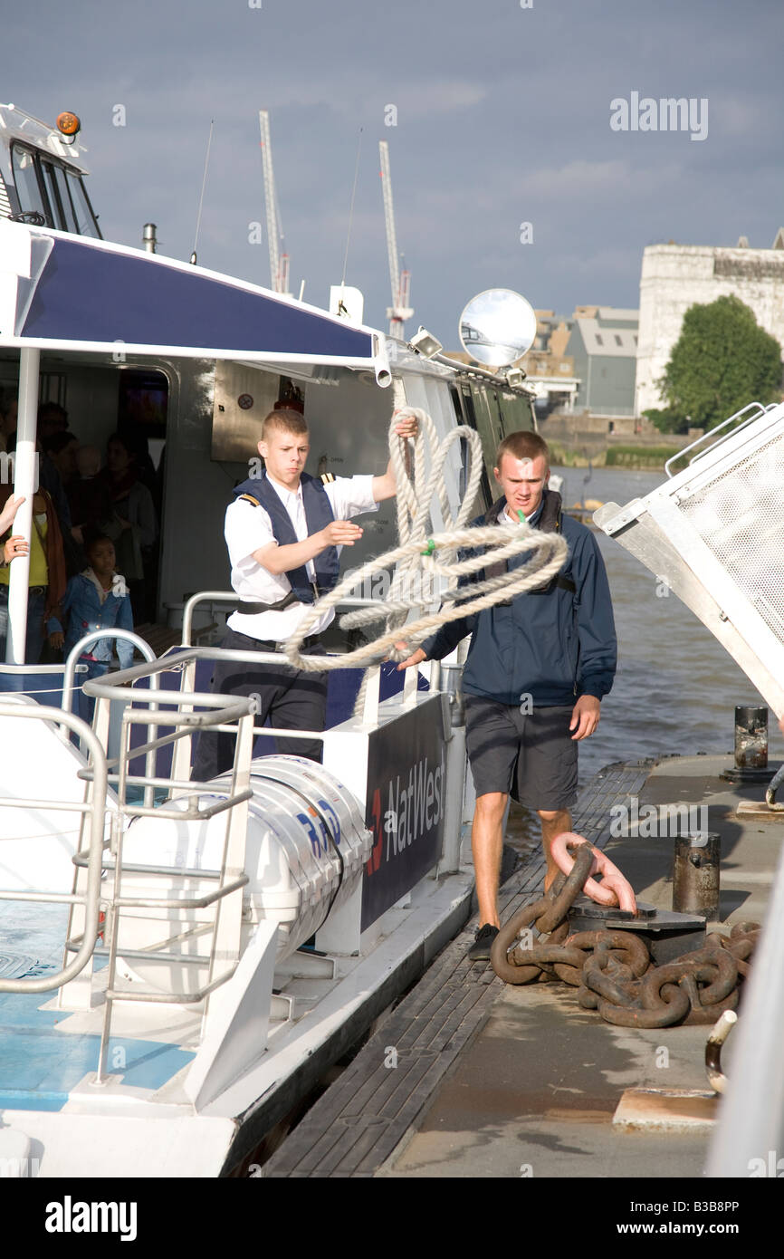 Thames riverboat service hi-res stock photography and images - Alamy