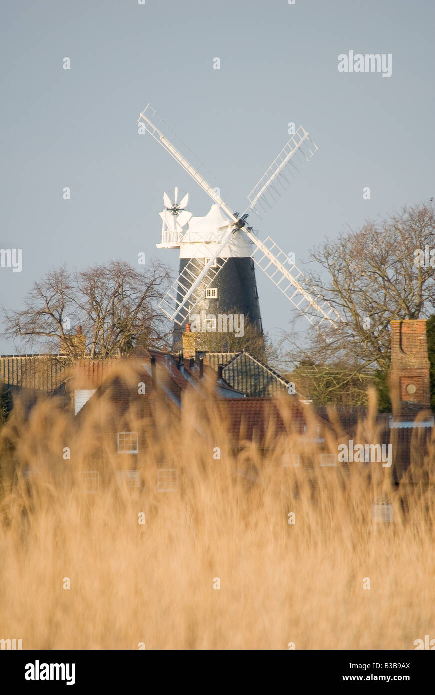 Burnham overy tower windmill in norfolk east anglia uk Stock Photo - Alamy