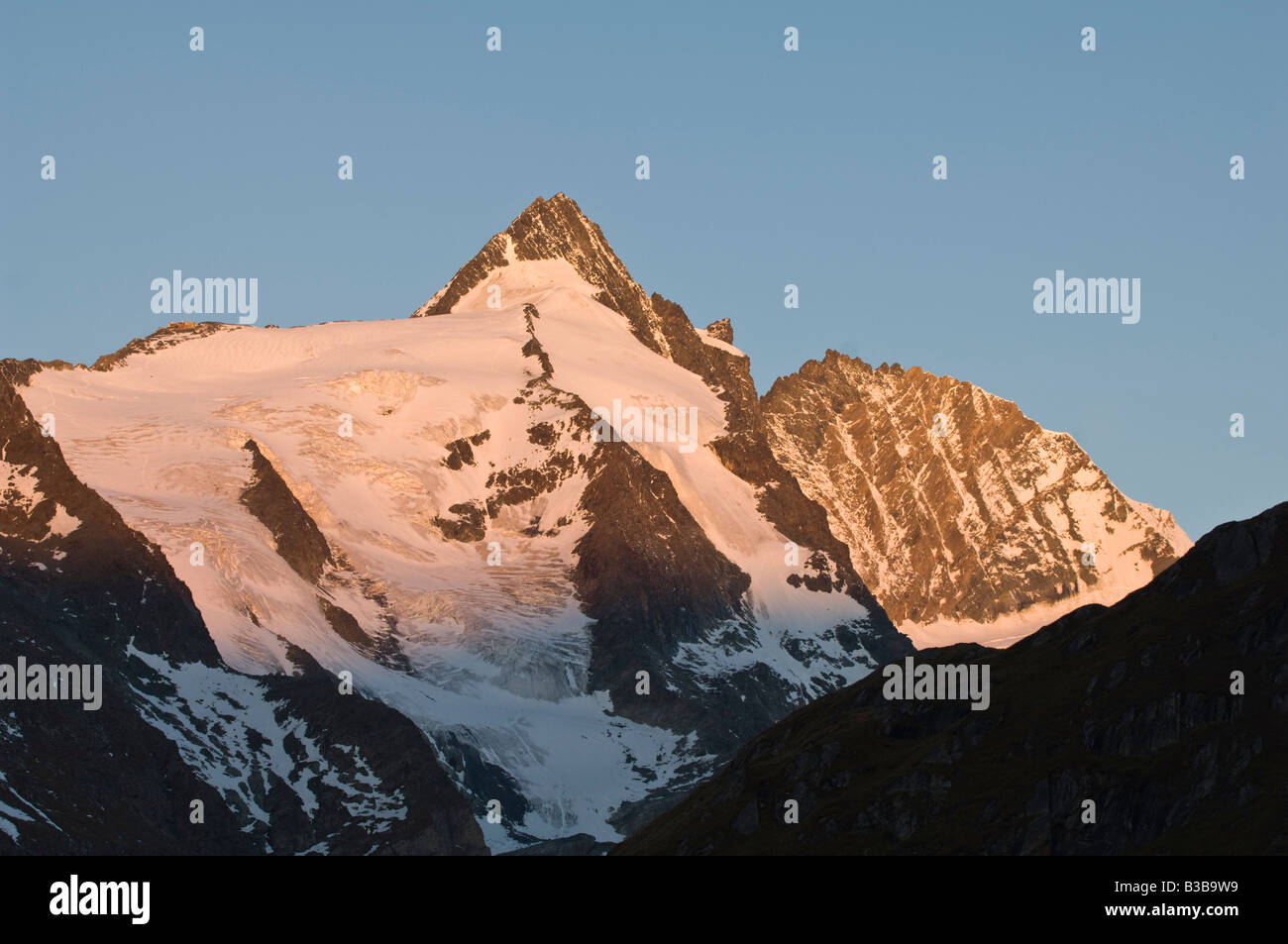 Mount grossglockner hi-res stock photography and images - Alamy
