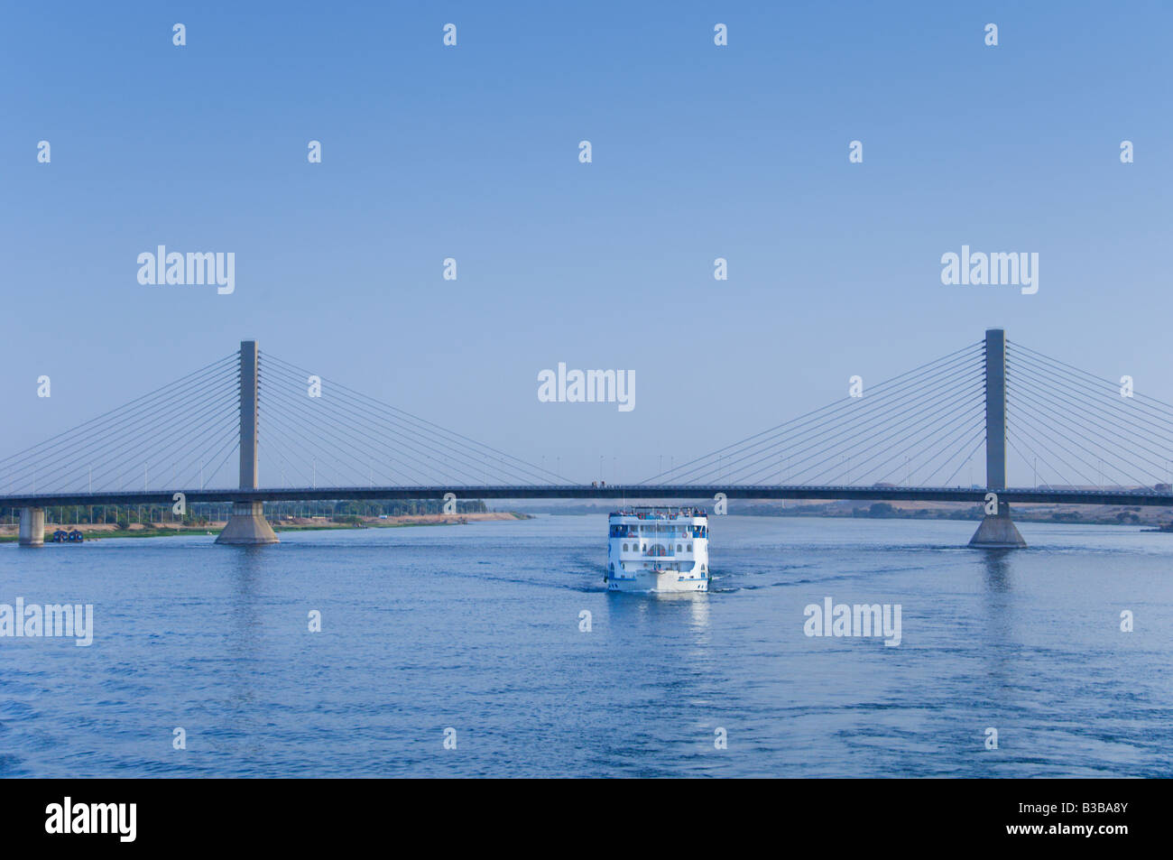 Aswan bridge hi-res stock photography and images - Alamy