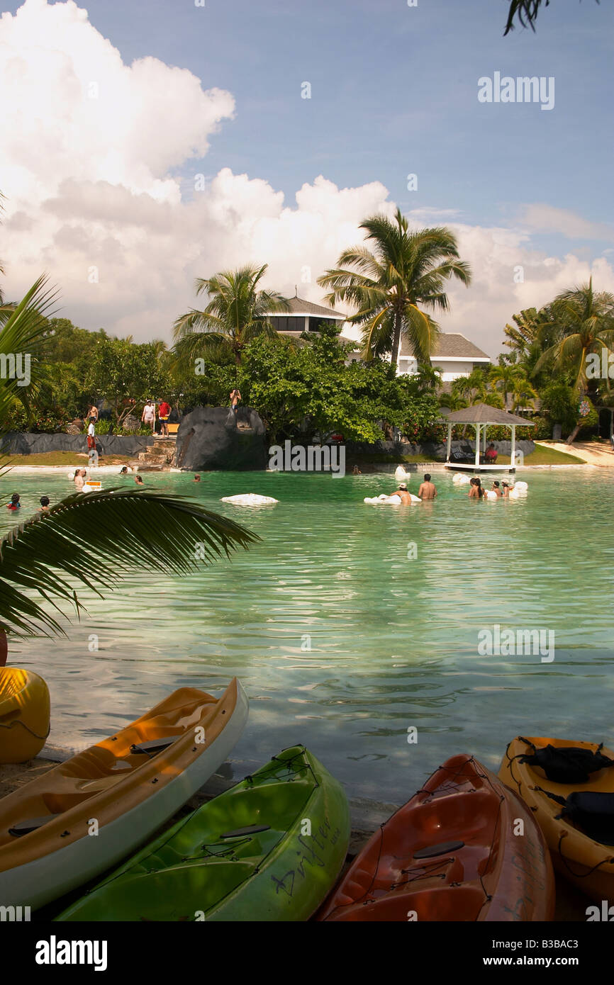Plantation Bay Resort at Suba Basbas on Mactan Island Stock Photo - Alamy