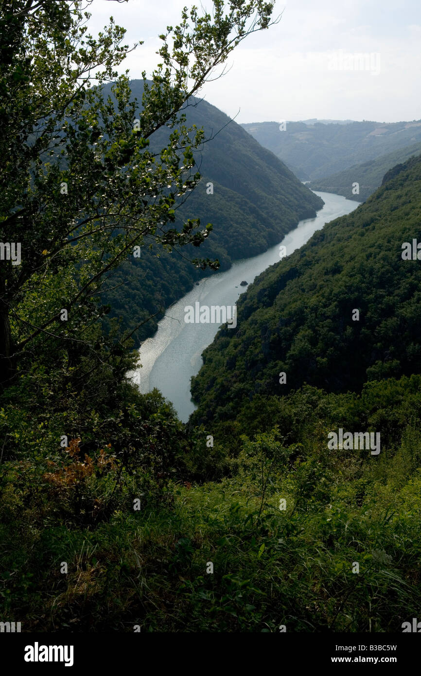 view of the River Tarn from above the Gorges du Tarn Stock Photo - Alamy