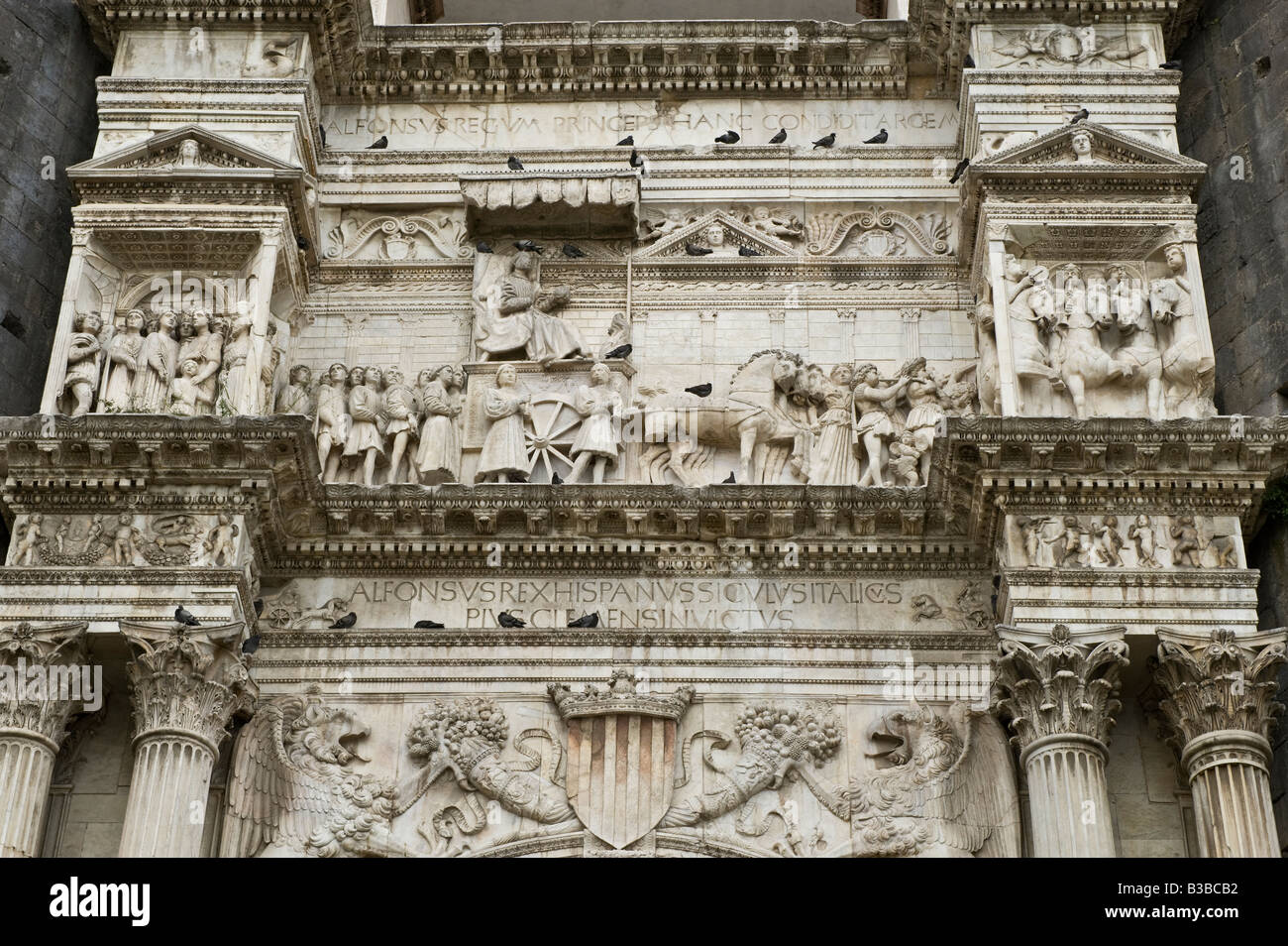 Arco di trionfo arch hi-res stock photography and images - Alamy