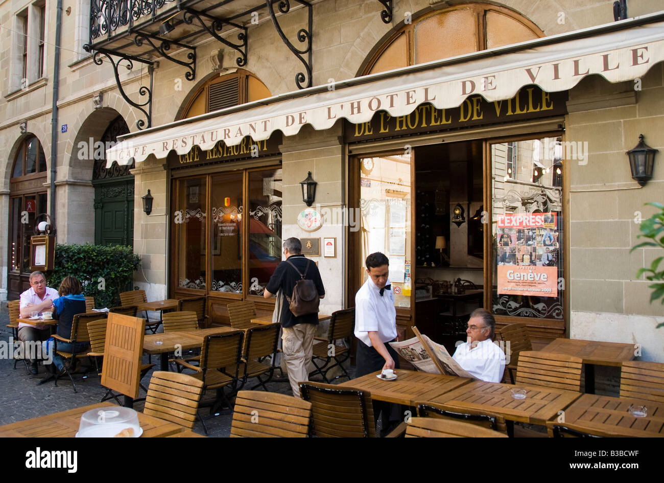 People at a cafe in Geneva Old Town Stock Photo - Alamy