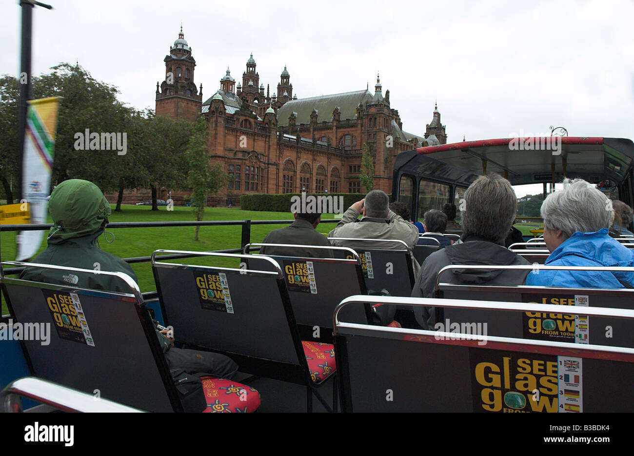 Glasgow city sightseeing bus hi-res stock photography and images - Alamy