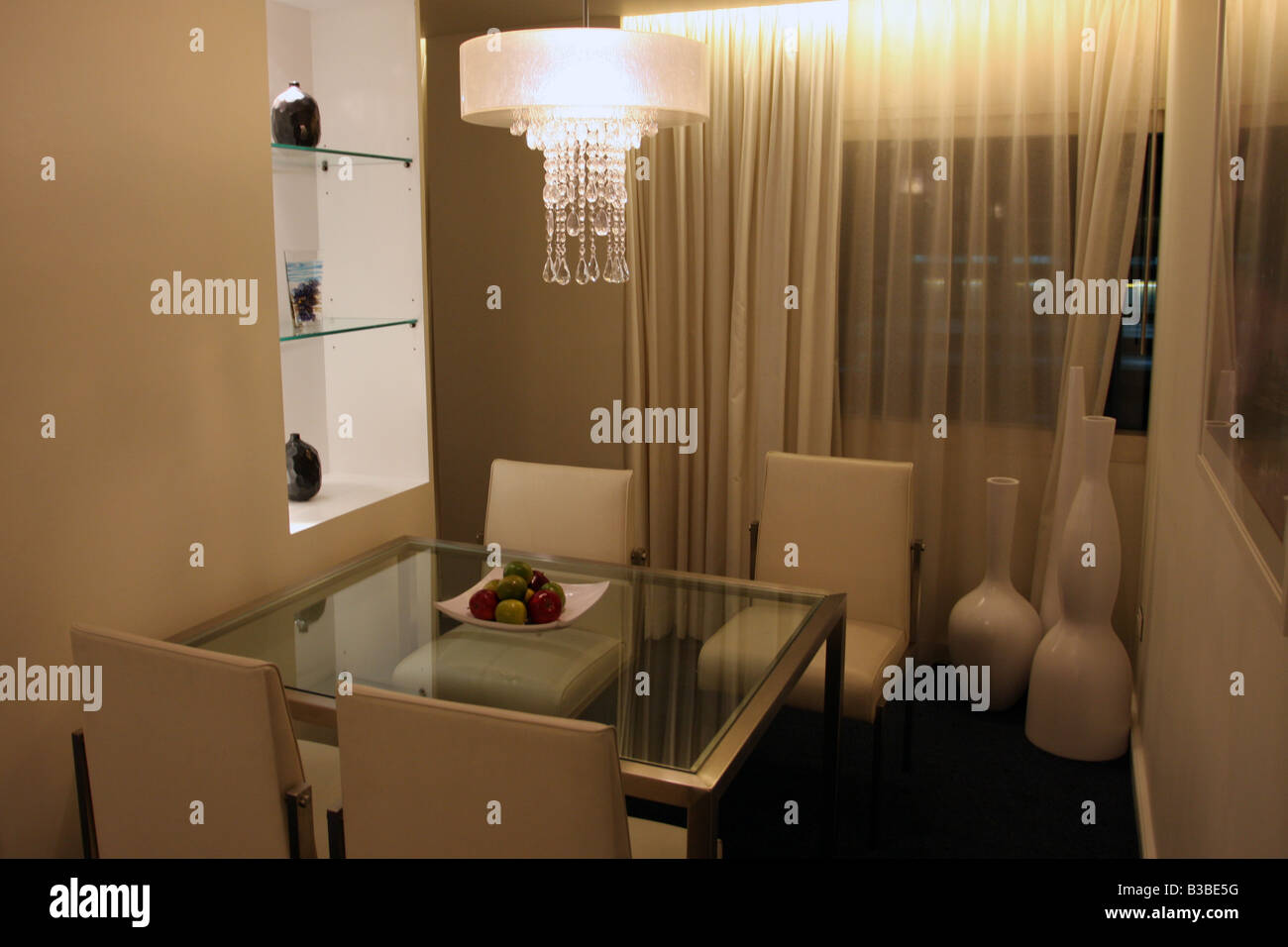 Dining room suite hi-res stock photography and images - Alamy
