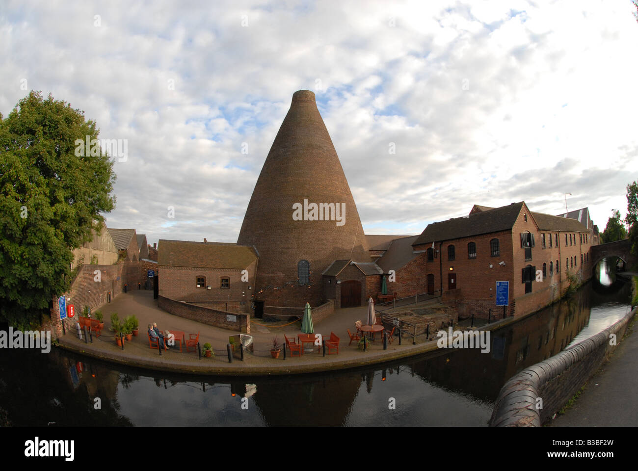 The Red House Glass Cone at Wordsley near Stourbridge West Midlands ...