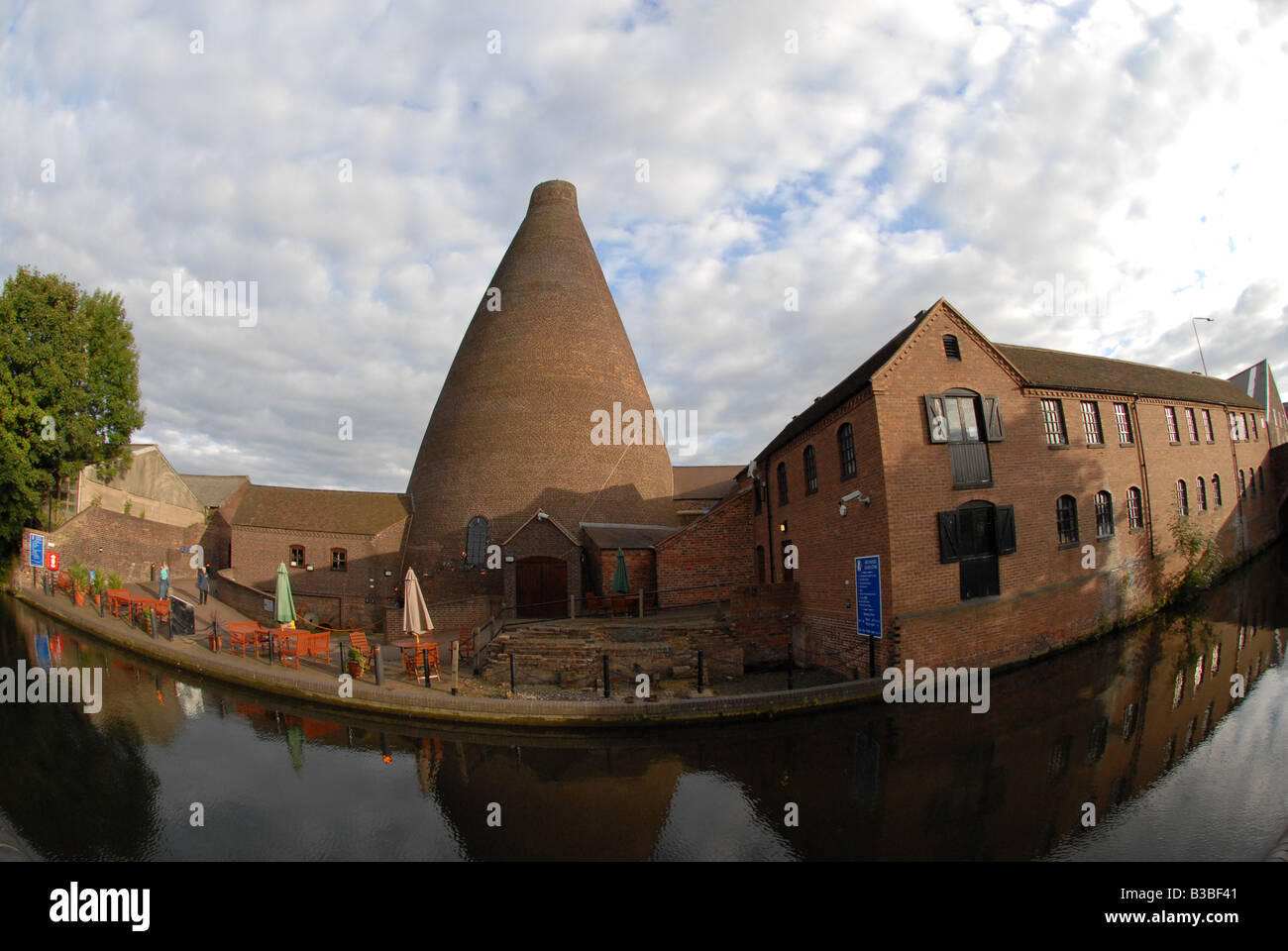 The Red House Glass Cone at Wordsley near Stourbridge West Midlands ...