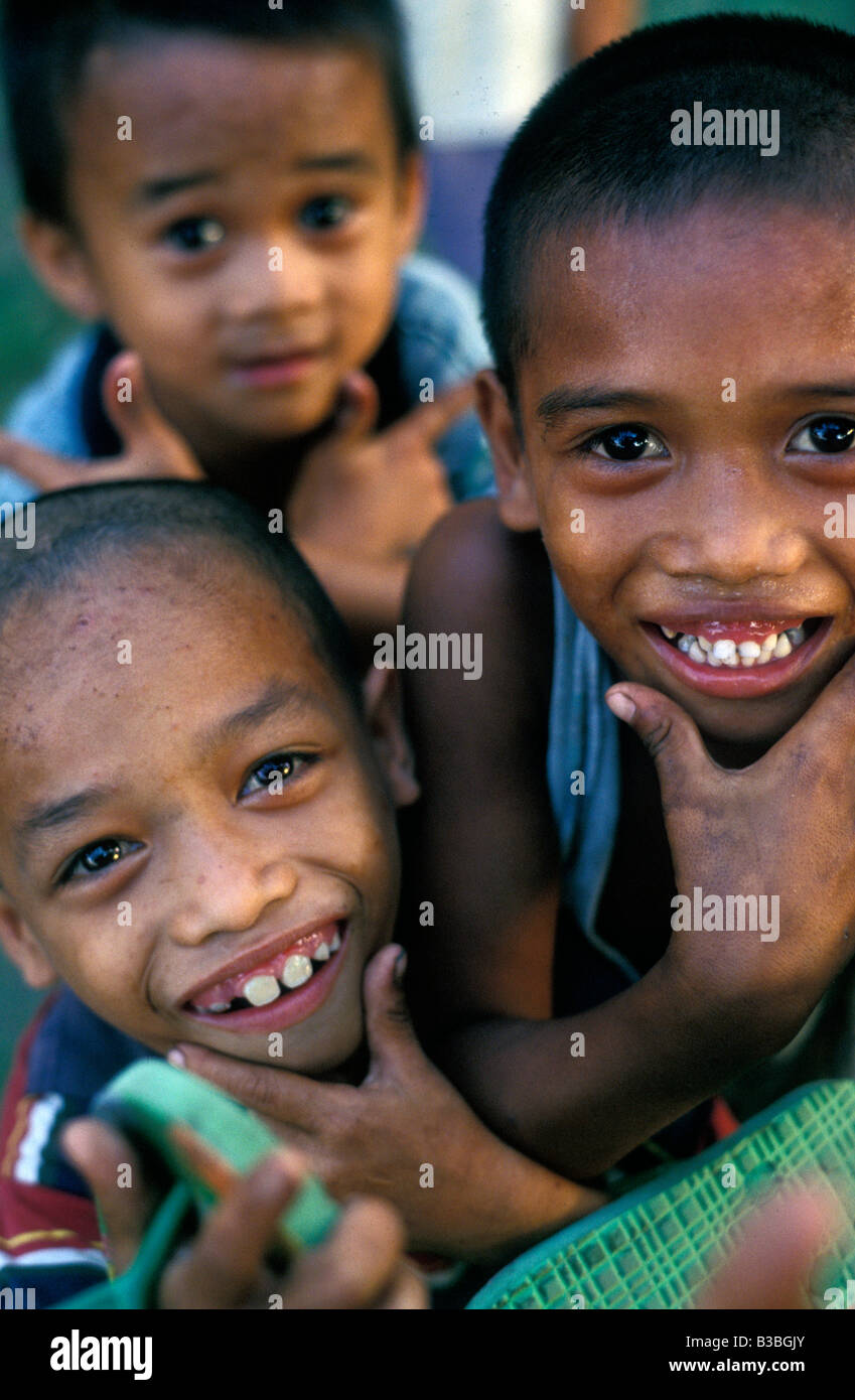 Filipino boys posing hi-res stock photography and images - Alamy