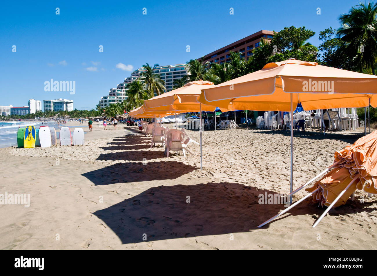Ixtapa beach resort images hi-res stock photography and images - Alamy