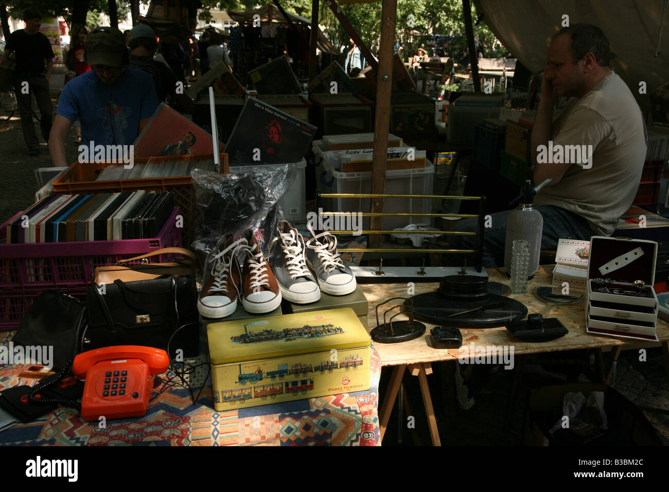 Flea Market at Boxhagenerplatz in Berlin, Germany Stock Photo - Alamy