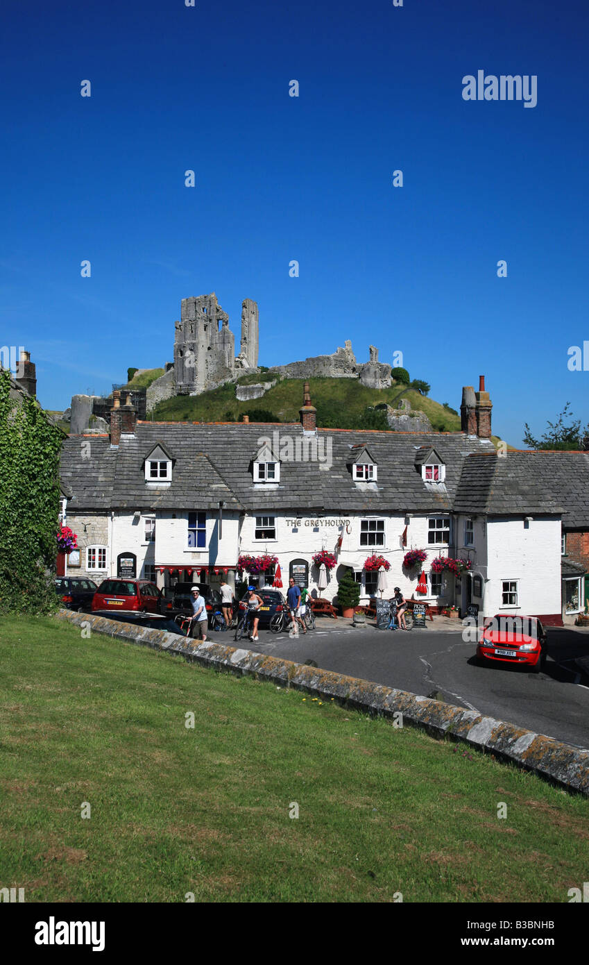 Corfe Castle - View of the ruined castle overlooking the village of ...