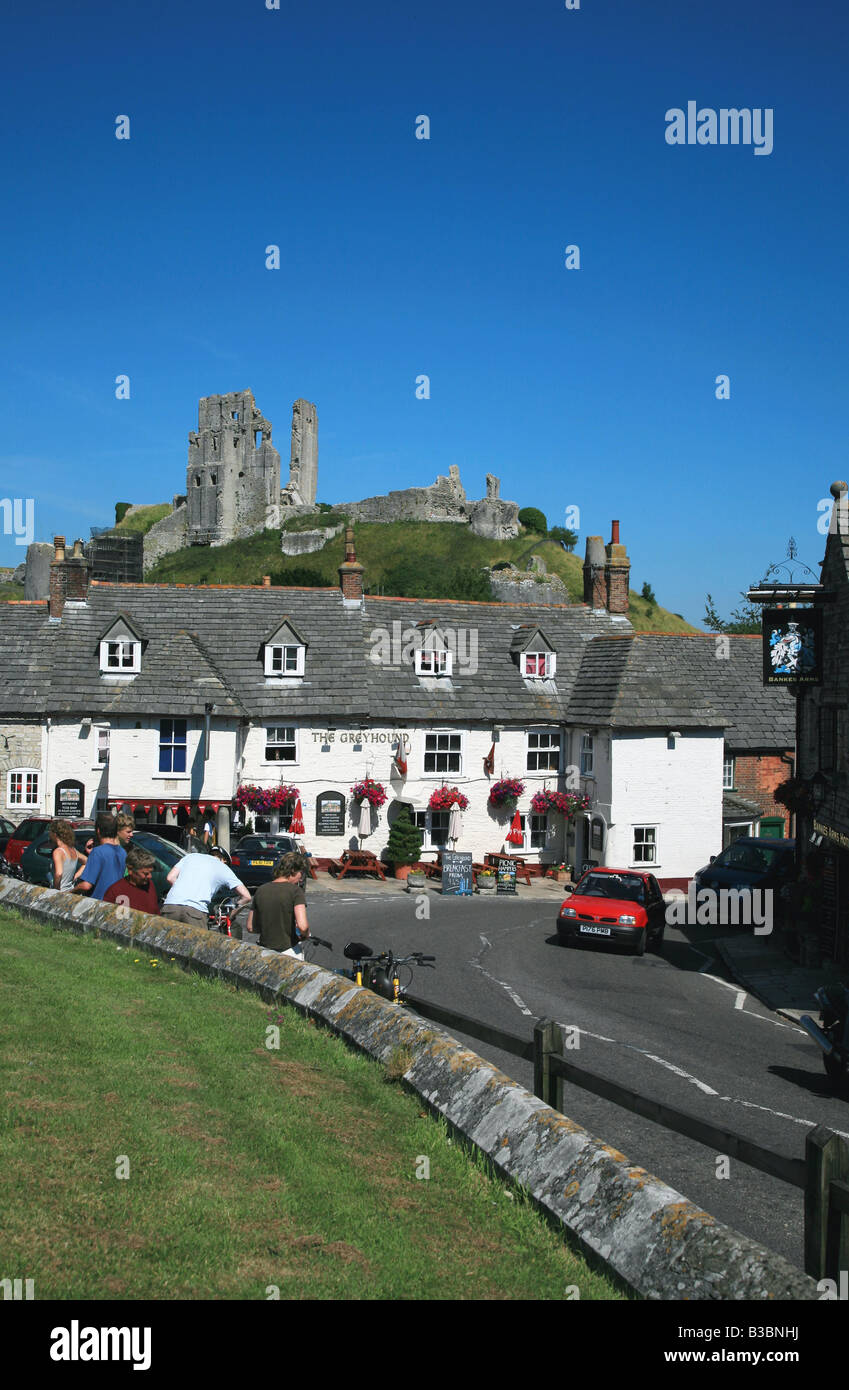 Corfe Castle - View of the ruined castle overlooking the village of ...