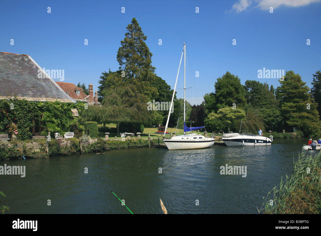 Dorset Boating on River Frome at Wareham Stock Photo - Alamy