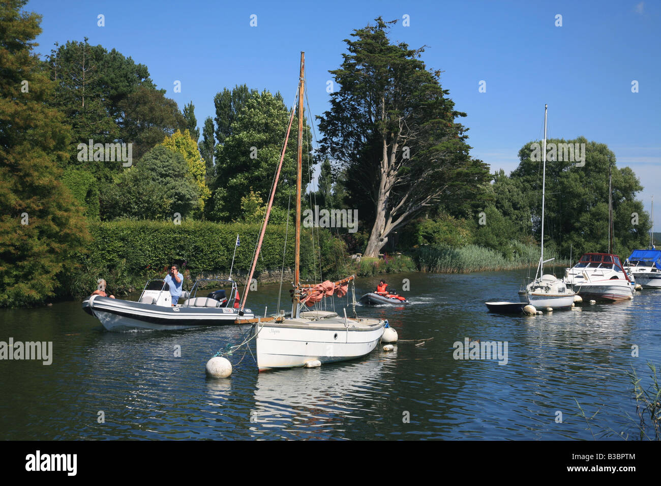Boating on River Frome at Wareham Stock Photo - Alamy