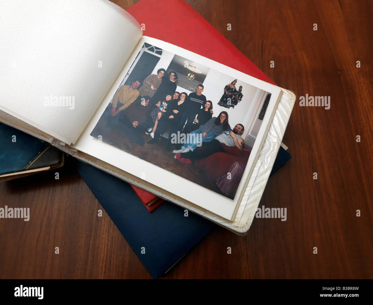 Photographs pile hi-res stock photography and images - Alamy