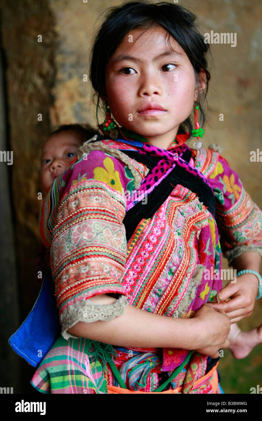 Flower Hmong girl, Ha Giang Province, Vietnam Stock Photo - Alamy