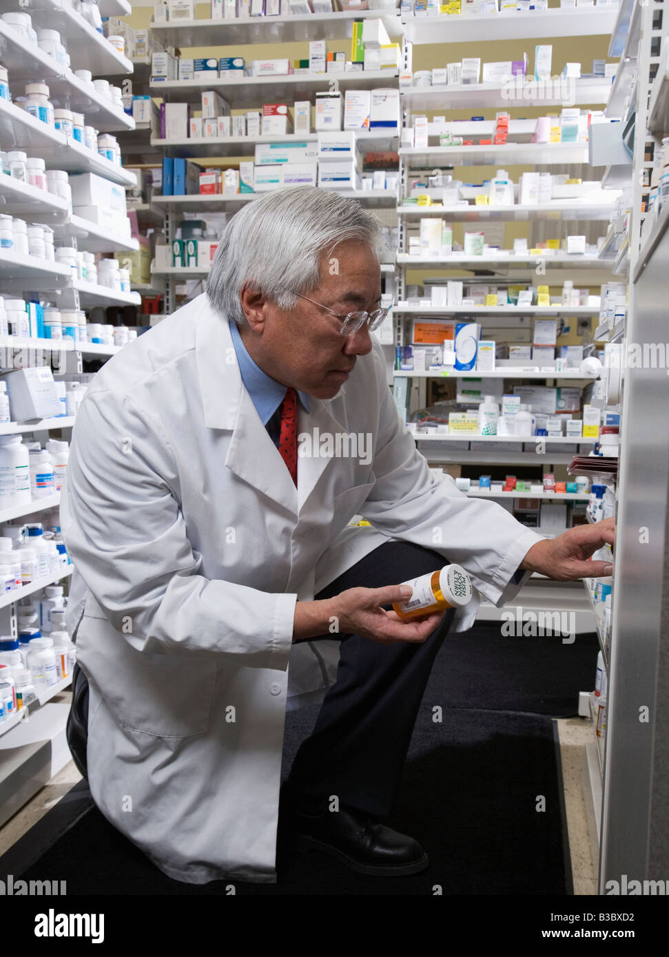 Medication label hi-res stock photography and images - Alamy