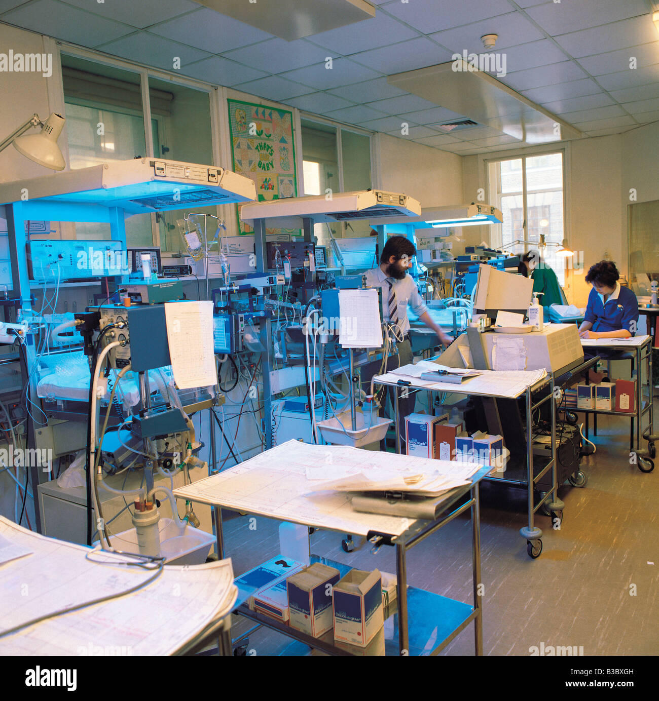 Neonatal ward hi-res stock photography and images - Alamy