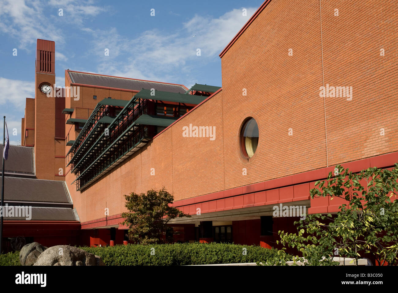 The British Library. Euston Road, London, England Stock Photo - Alamy