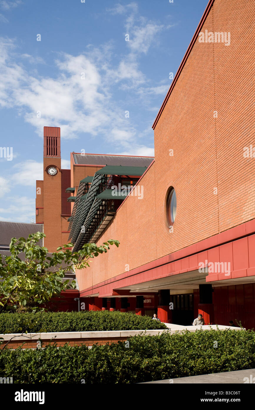 The British Library. Euston Road, London, England Stock Photo - Alamy