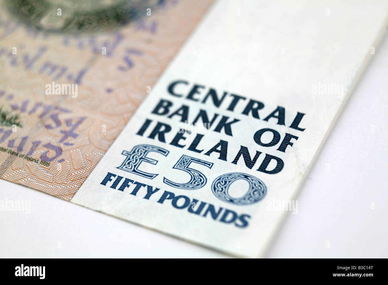 50 pound Irish Bank note from Ireland 50 Pounds 2001 (D.Hyde, piper ...