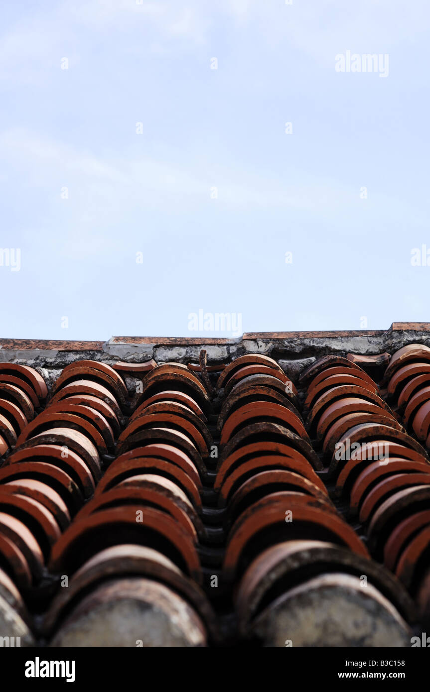 Curved clay tiles hi-res stock photography and images - Alamy