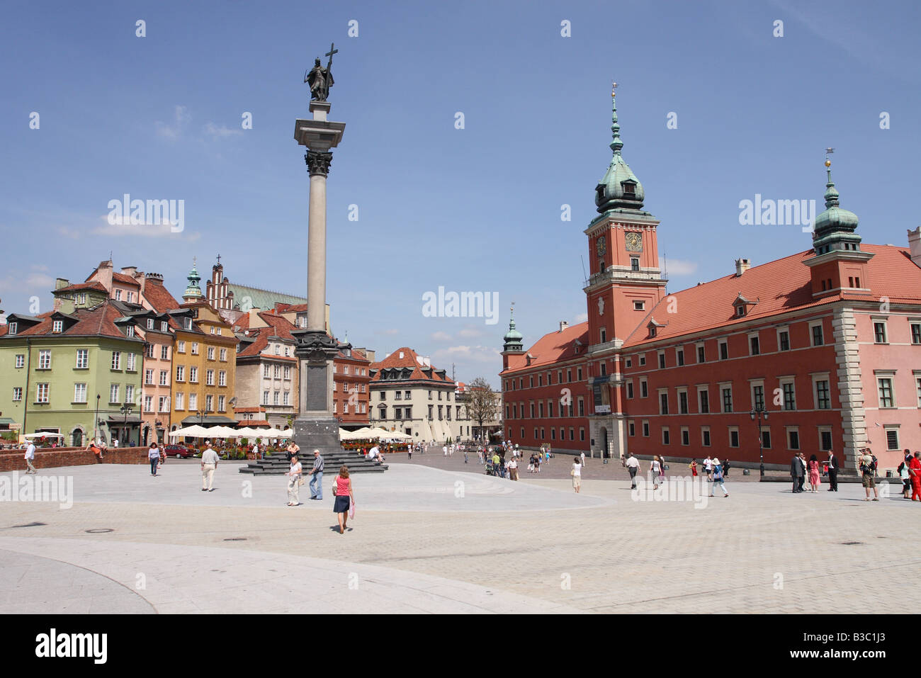 Warsaw Poland the Royal Castle Square Plac Zamkowy and statue of King ...