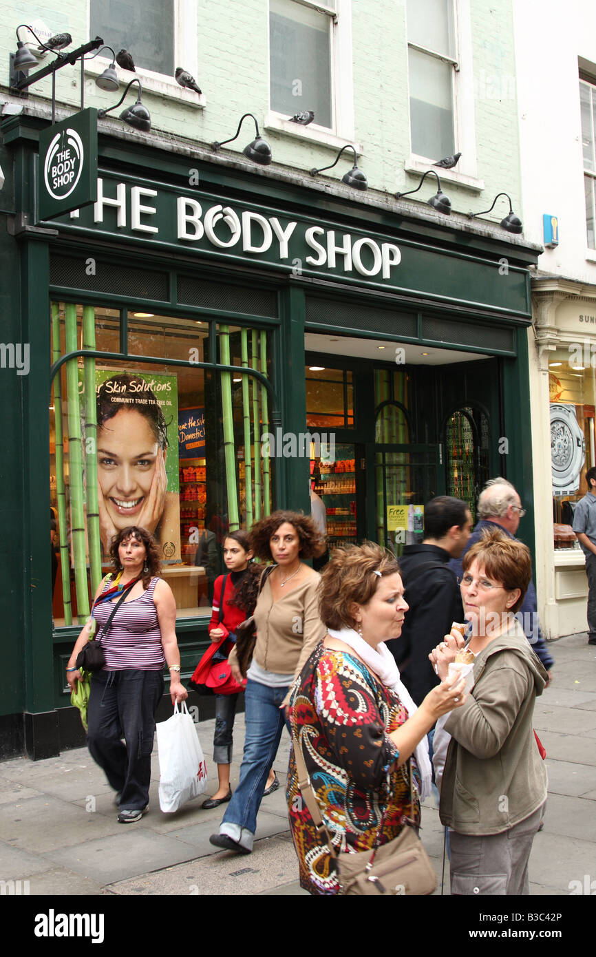 Body shop store uk hi-res stock photography and images - Alamy
