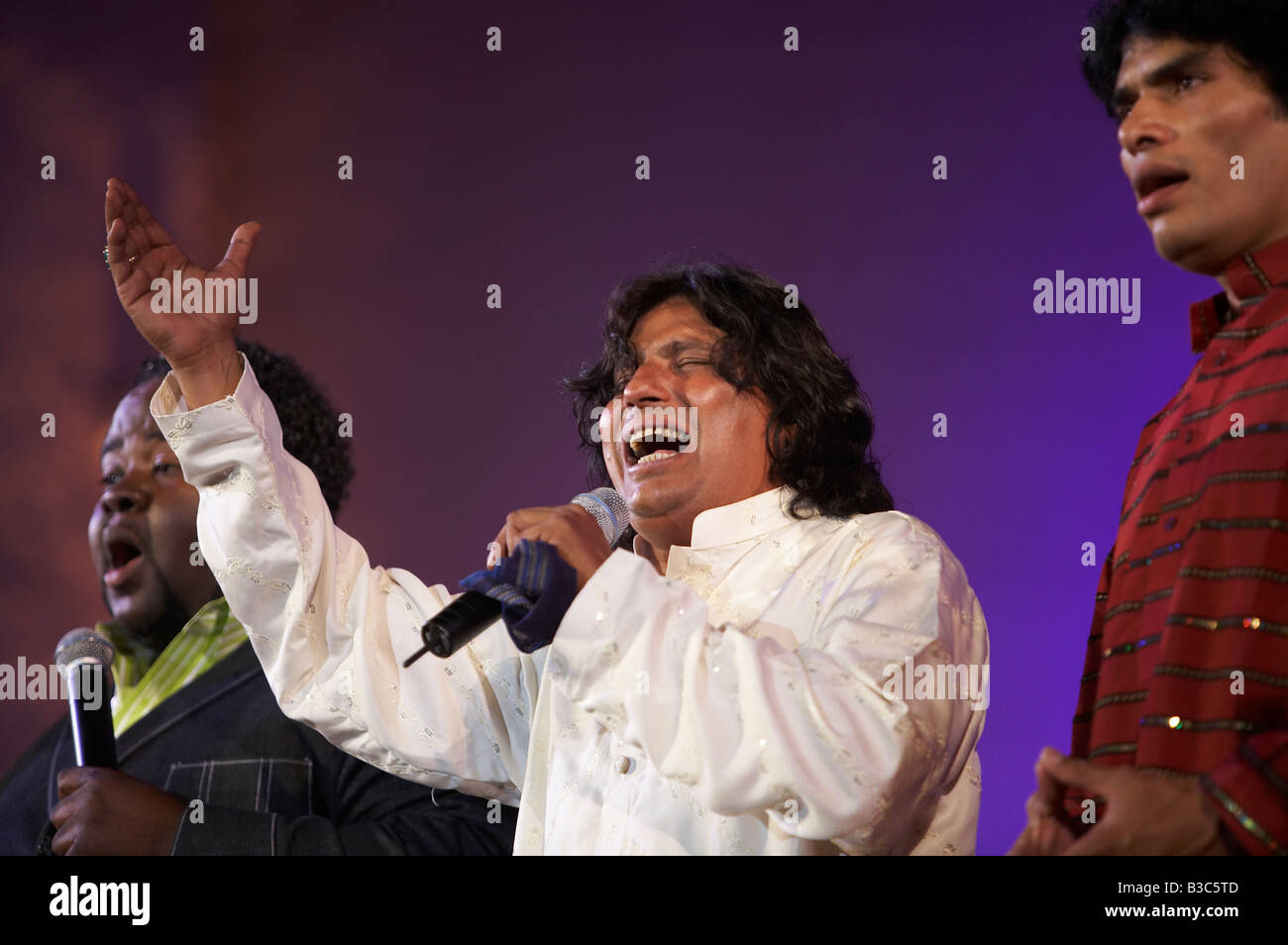 Qawwali concert hi-res stock photography and images - Alamy