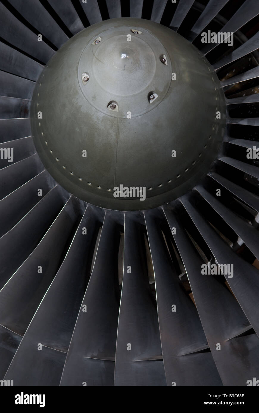 Gas turbine jet engine hi-res stock photography and images - Alamy