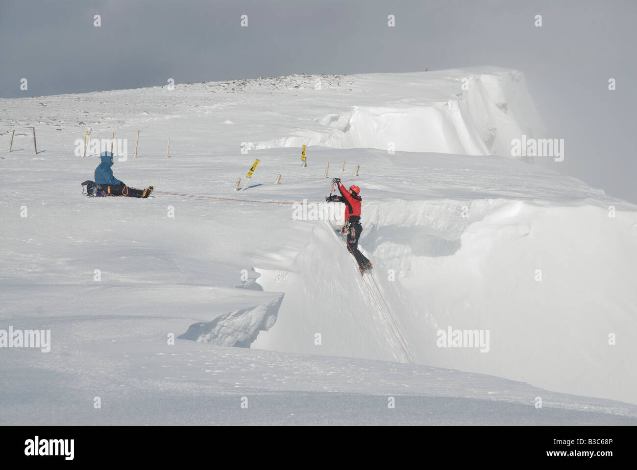 Dangerous ice cliffs hi-res stock photography and images - Alamy