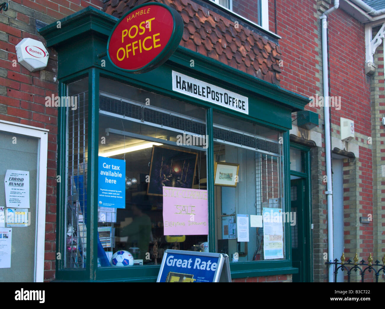 Hamble Village Post Office Just Before It Was Closed Down Stock Photo ...