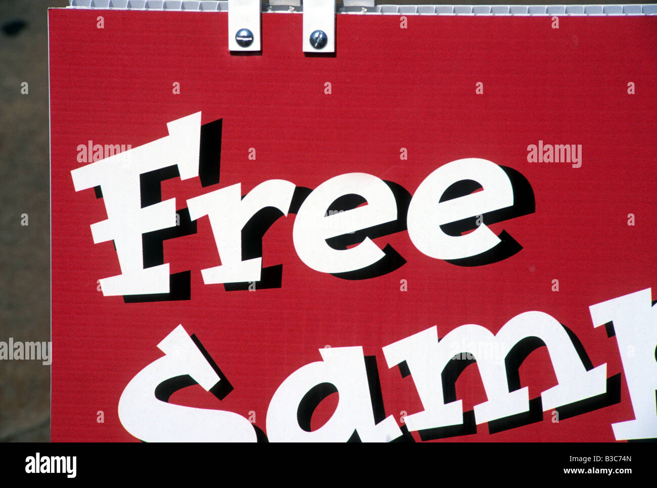 The word "free" on free sample sign Stock Photo - Alamy