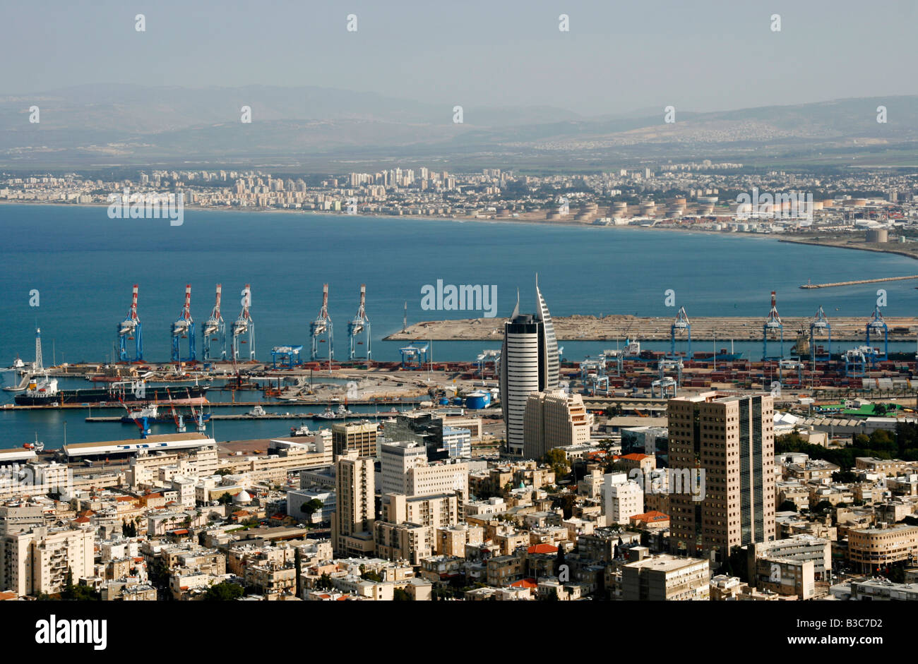 It is israels largest city hi-res stock photography and images - Alamy