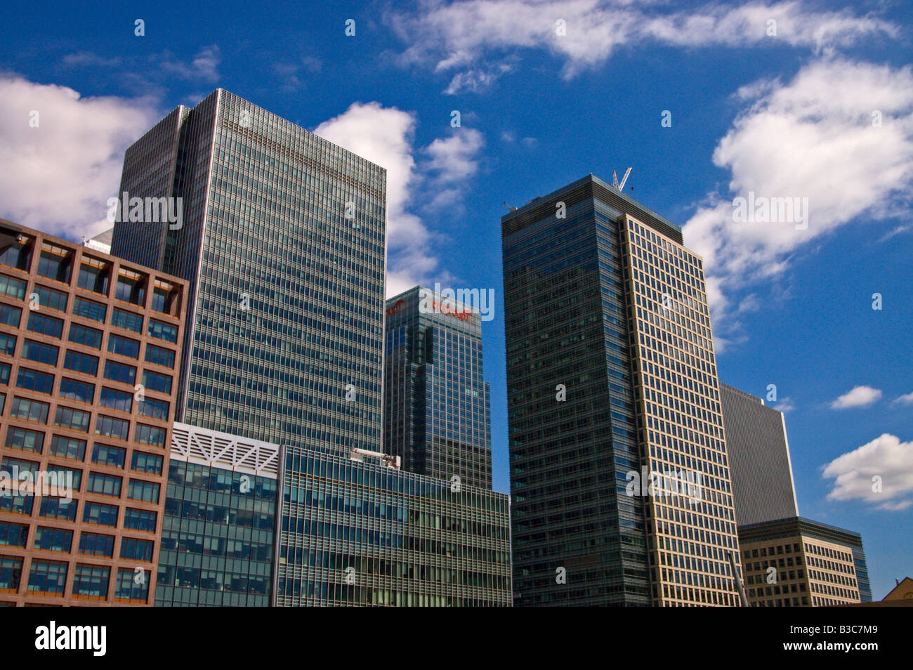 Skyscrapers offices london hi-res stock photography and images - Alamy
