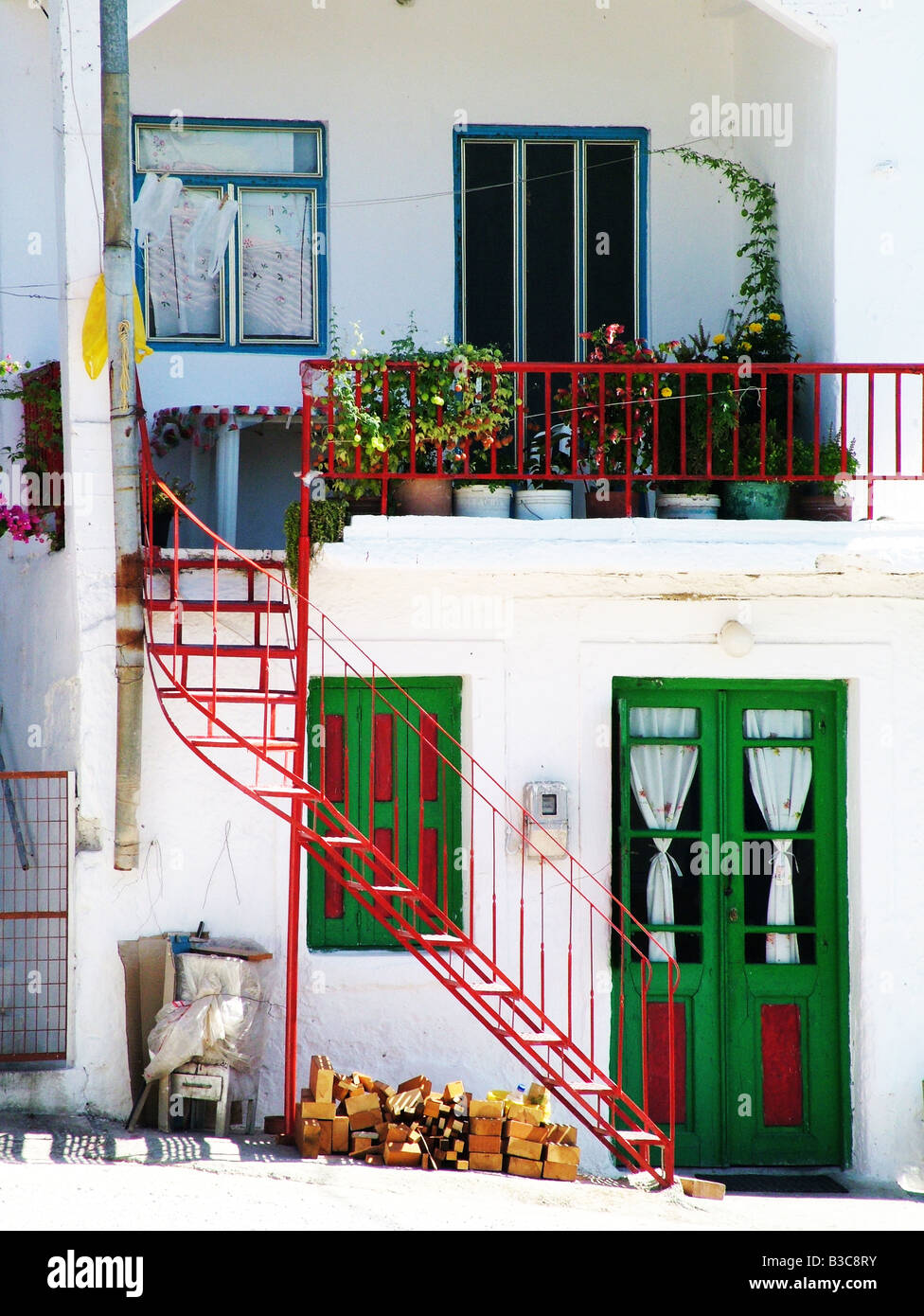 Santorini pink door hi-res stock photography and images - Alamy