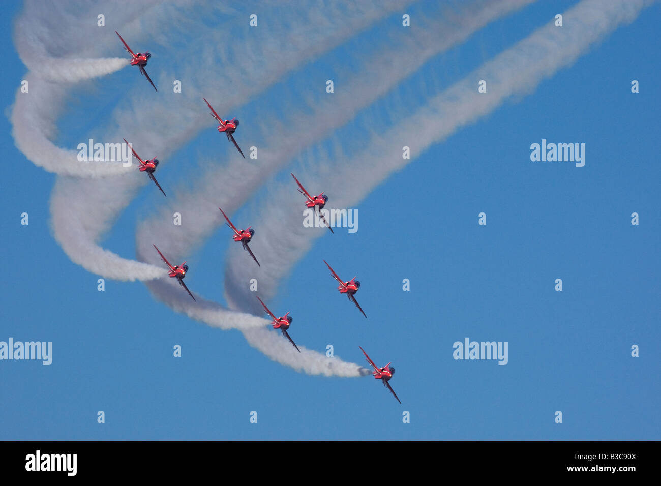 The red arrows 2008 display team hi-res stock photography and images ...
