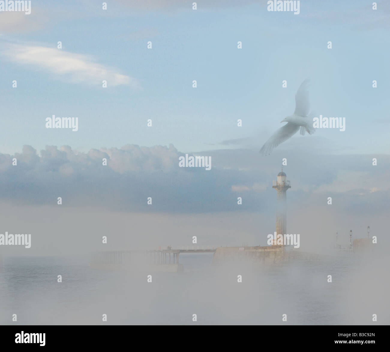 Whitby fog hi-res stock photography and images - Alamy