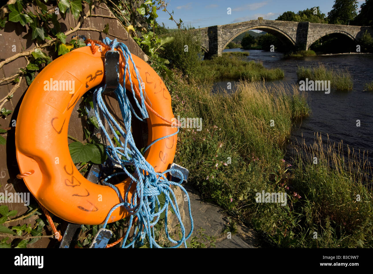 Emergency life saving equipment hi-res stock photography and images - Alamy