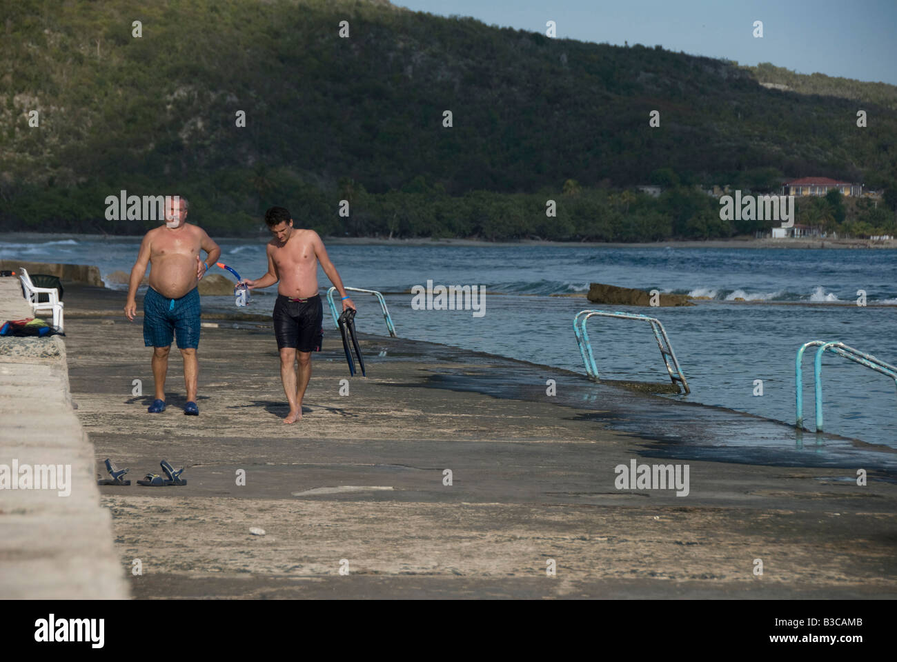 Adult friends vacation caribbean hi-res stock photography and images ...