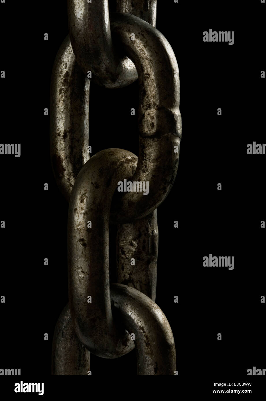 A heavy metal chain Stock Photo - Alamy