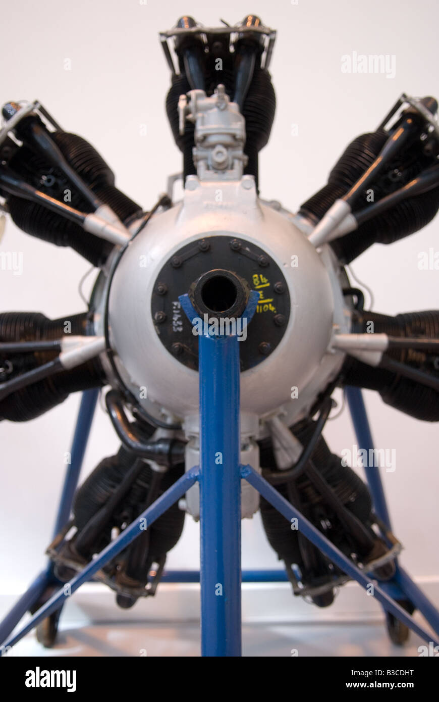 Cheetah engine hi-res stock photography and images - Alamy