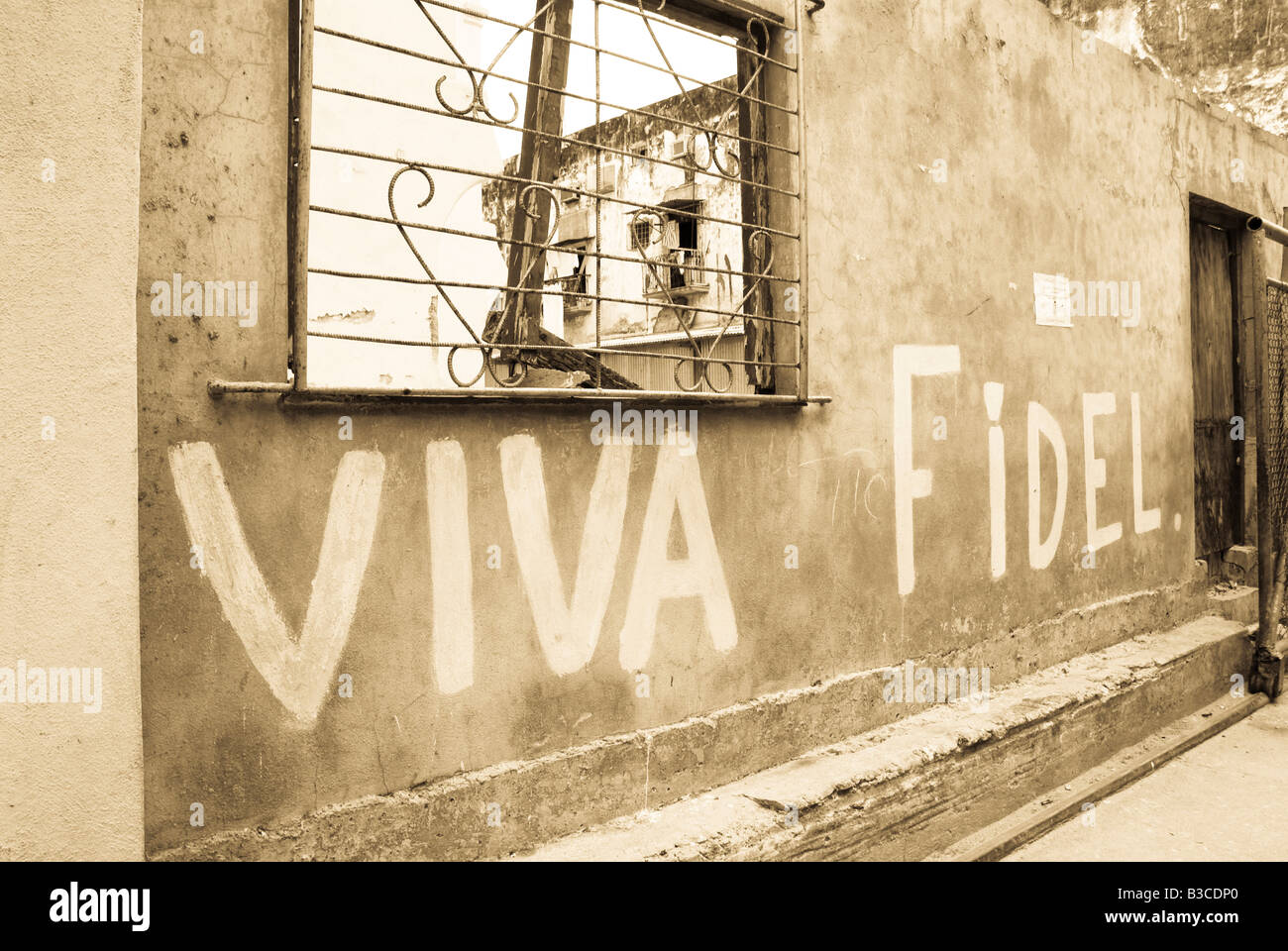 Cuba street sign old havana hi-res stock photography and images - Alamy
