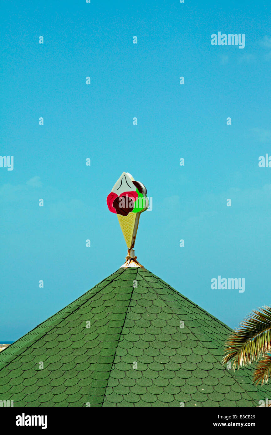 ice cream kiosk roof Stock Photo - Alamy