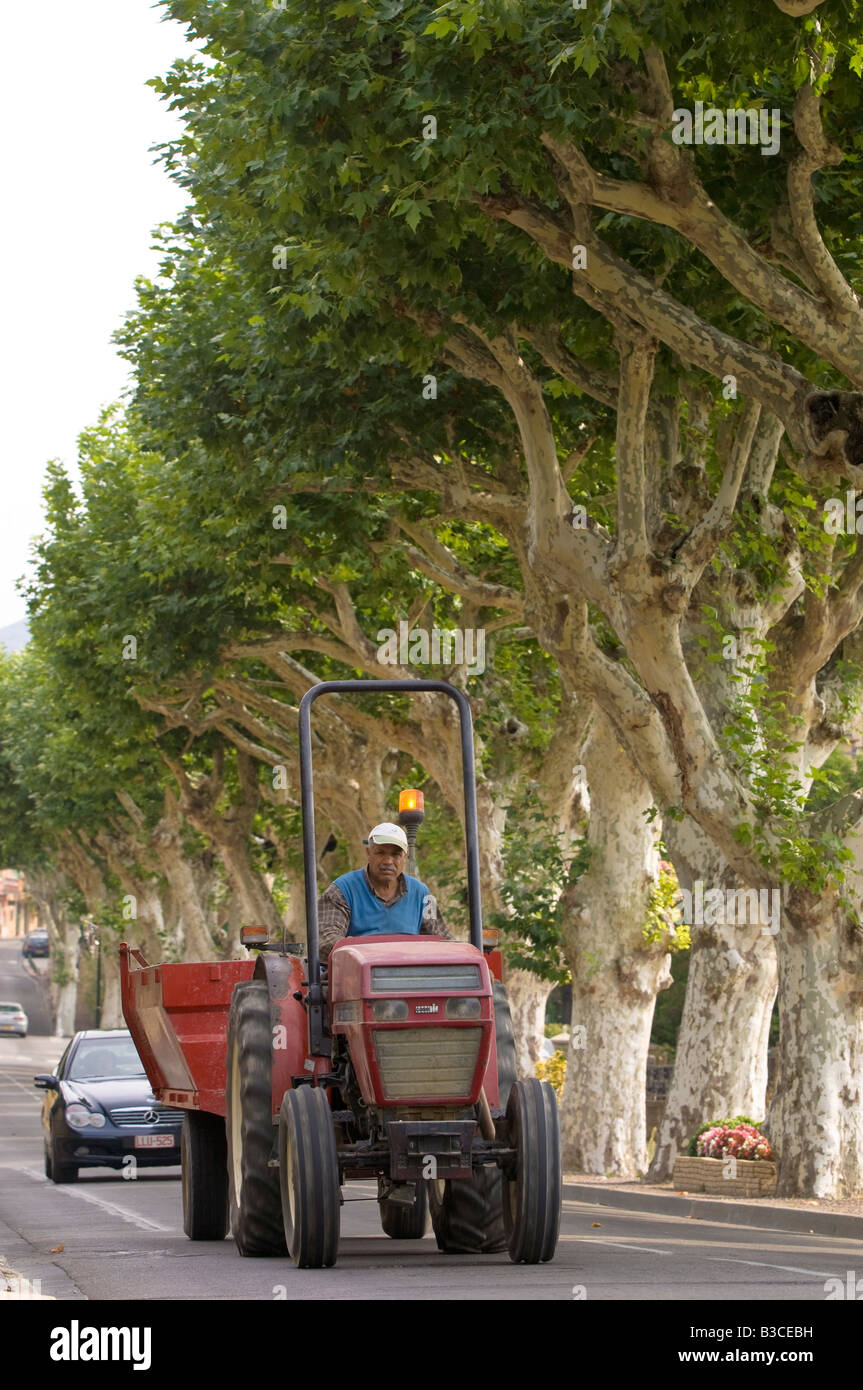 Provence countryside people hi-res stock photography and images - Alamy