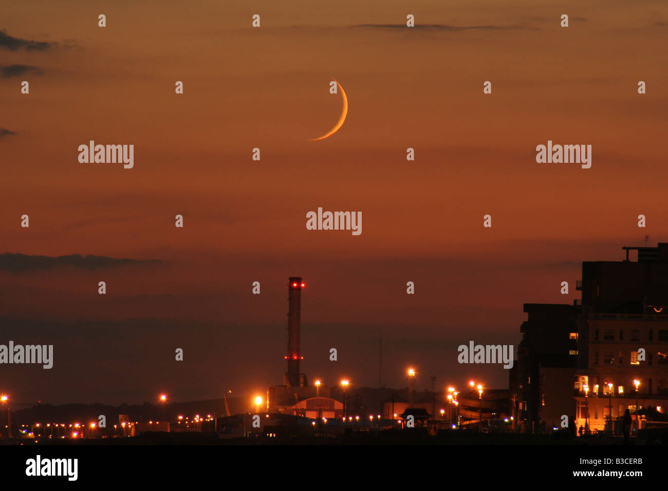 Brighton seafront moon hi-res stock photography and images - Alamy