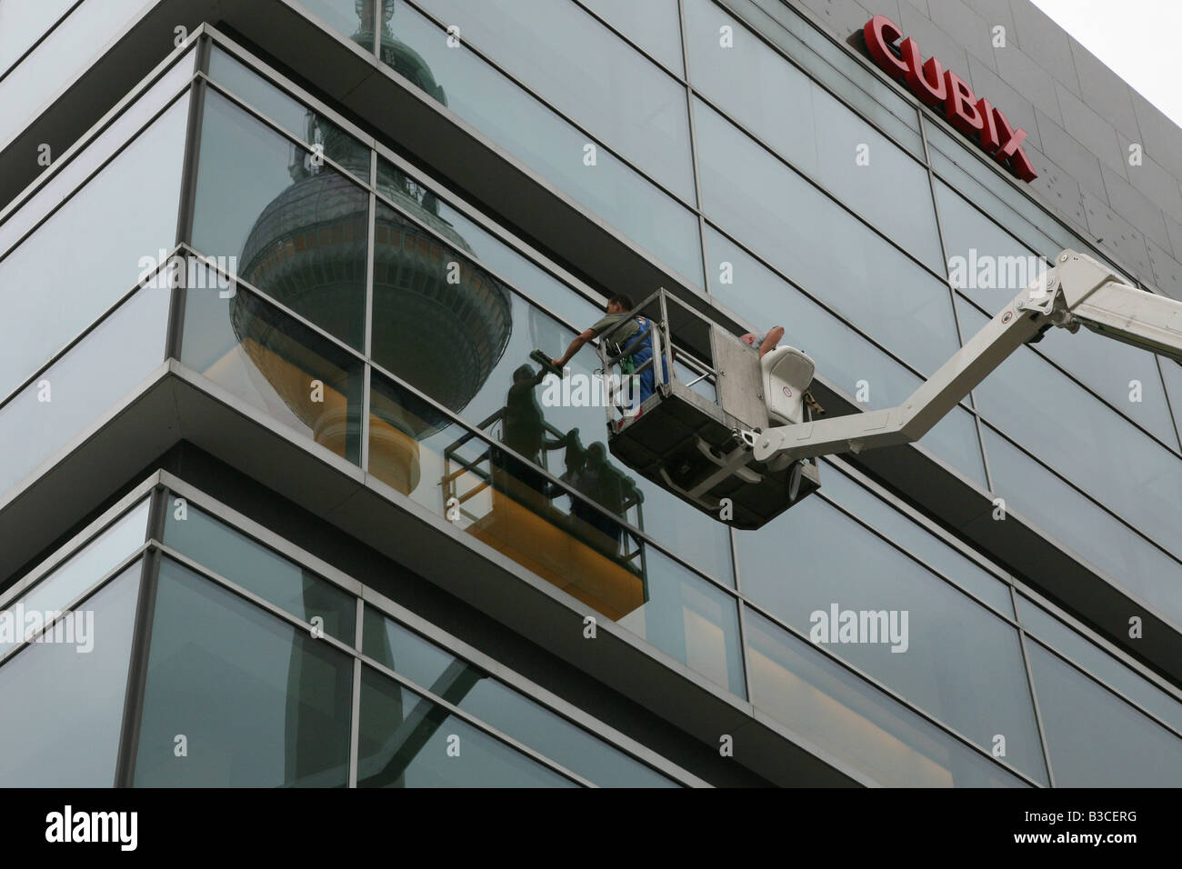 Cubix hi-res stock photography and images - Alamy